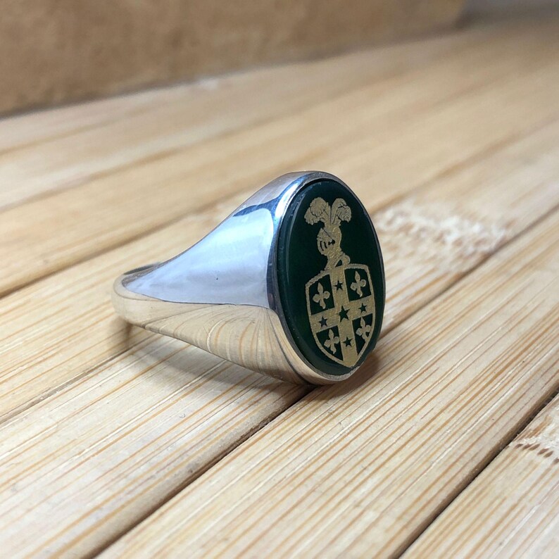 Personalized Family Crest Ring: Gemstone Intaglio, Heraldic Ring - Etsy
