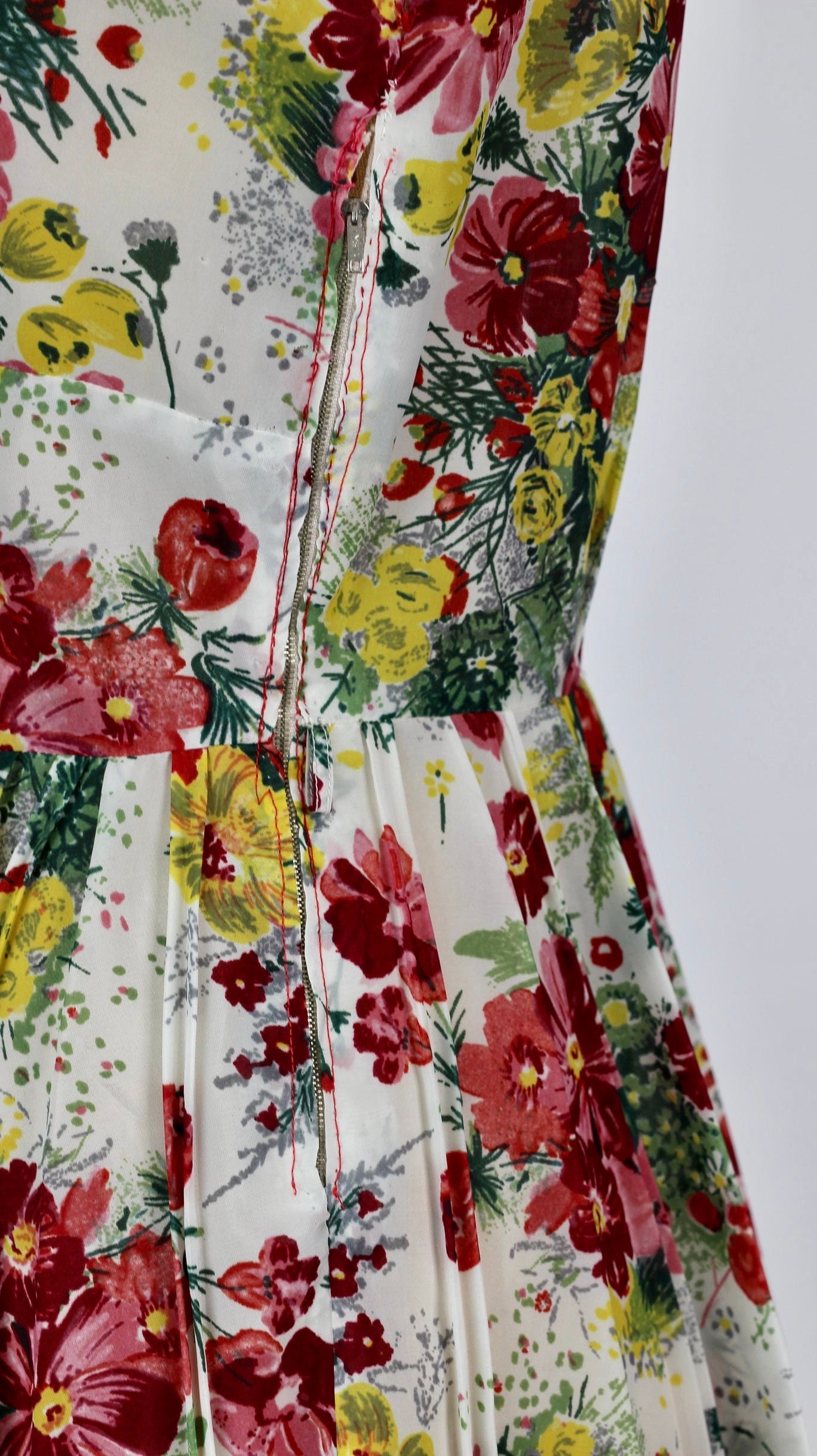 1950s Sheer Pleated Dress With Floral Print//size S/M - Etsy