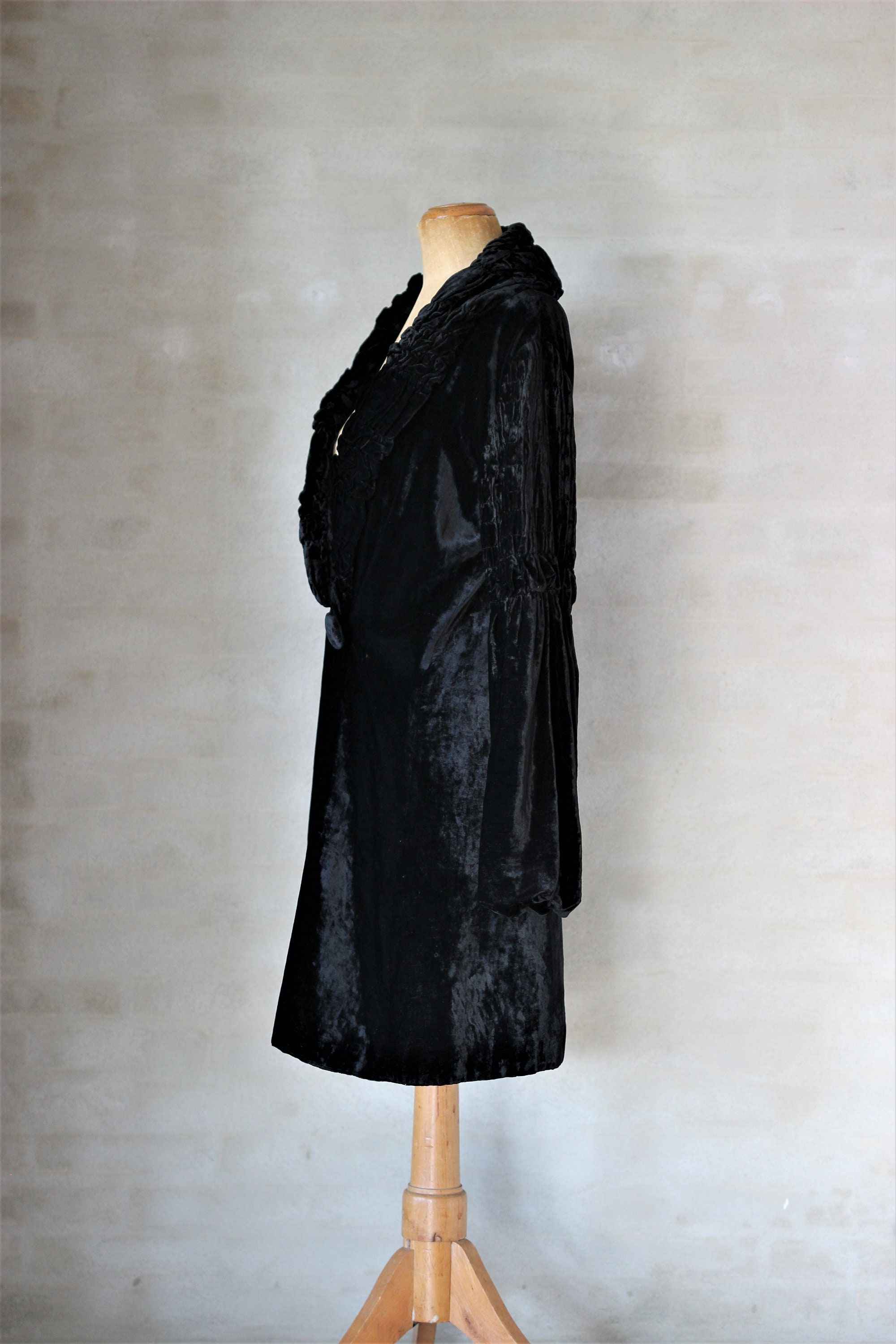 1920s Black Silk Velvet Opera Coat//art Deco Flapper Coat//size M/L - Etsy