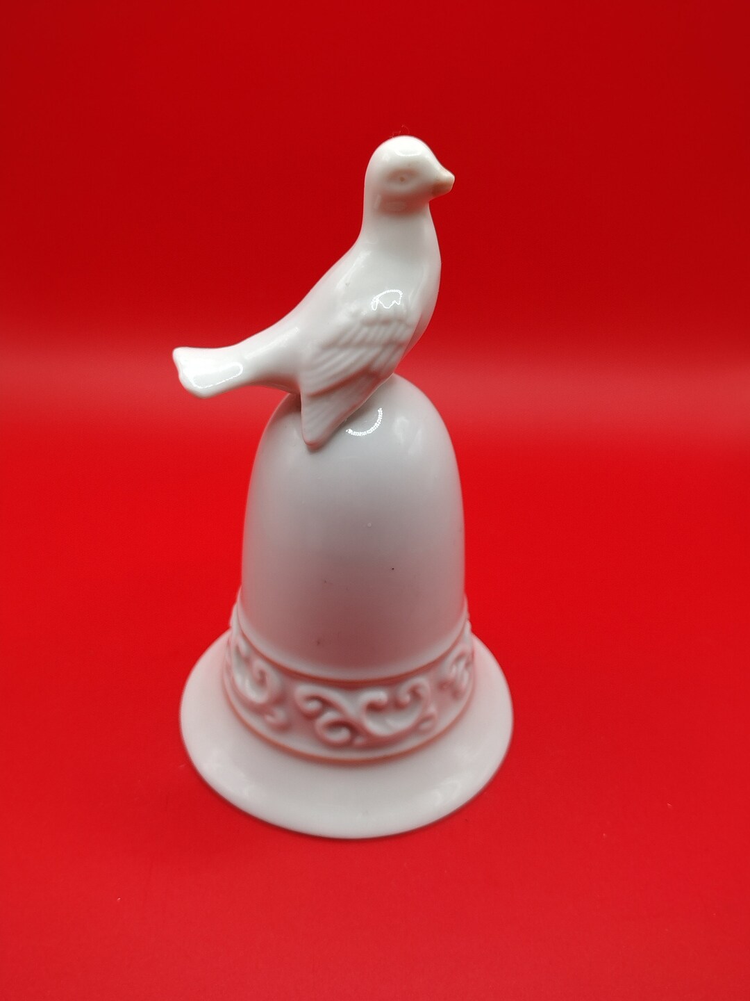 Vintage Avon Bell - Etsy