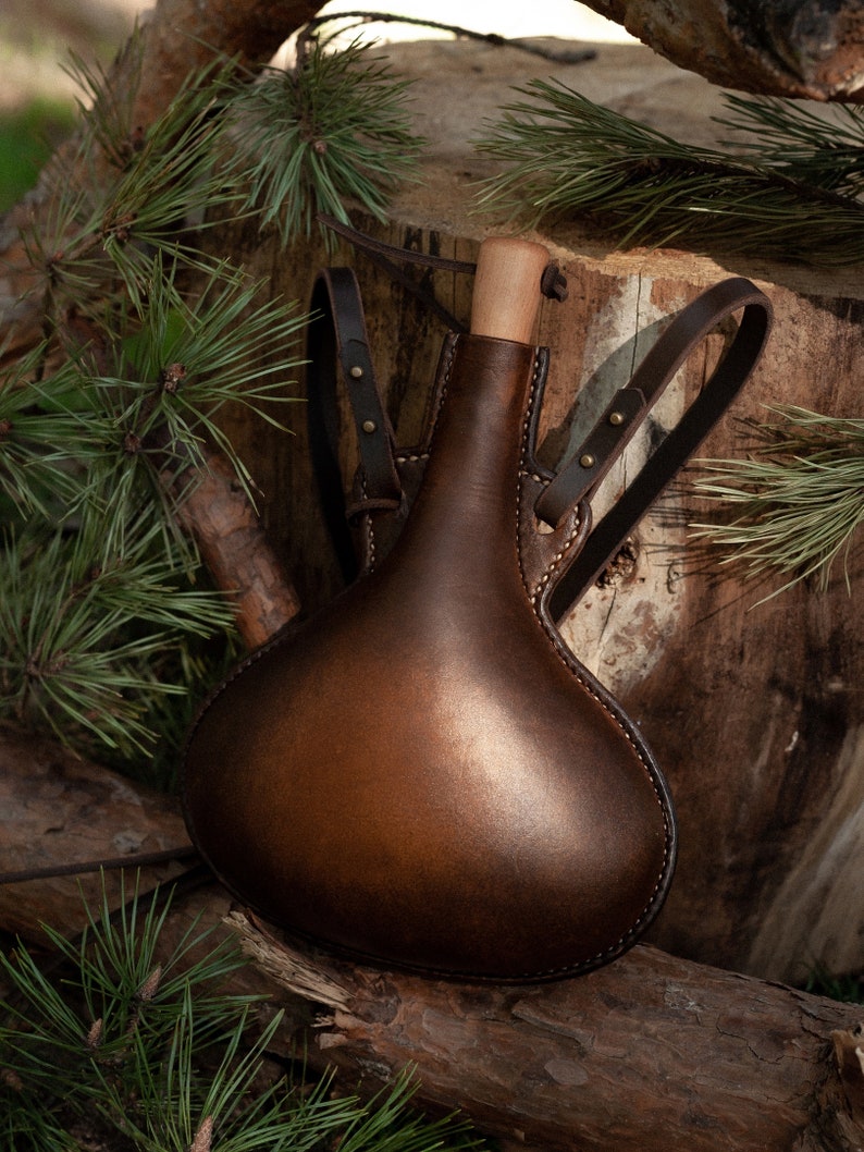 Leather Flask jug 07 L Personalized Groomsman - Etsy