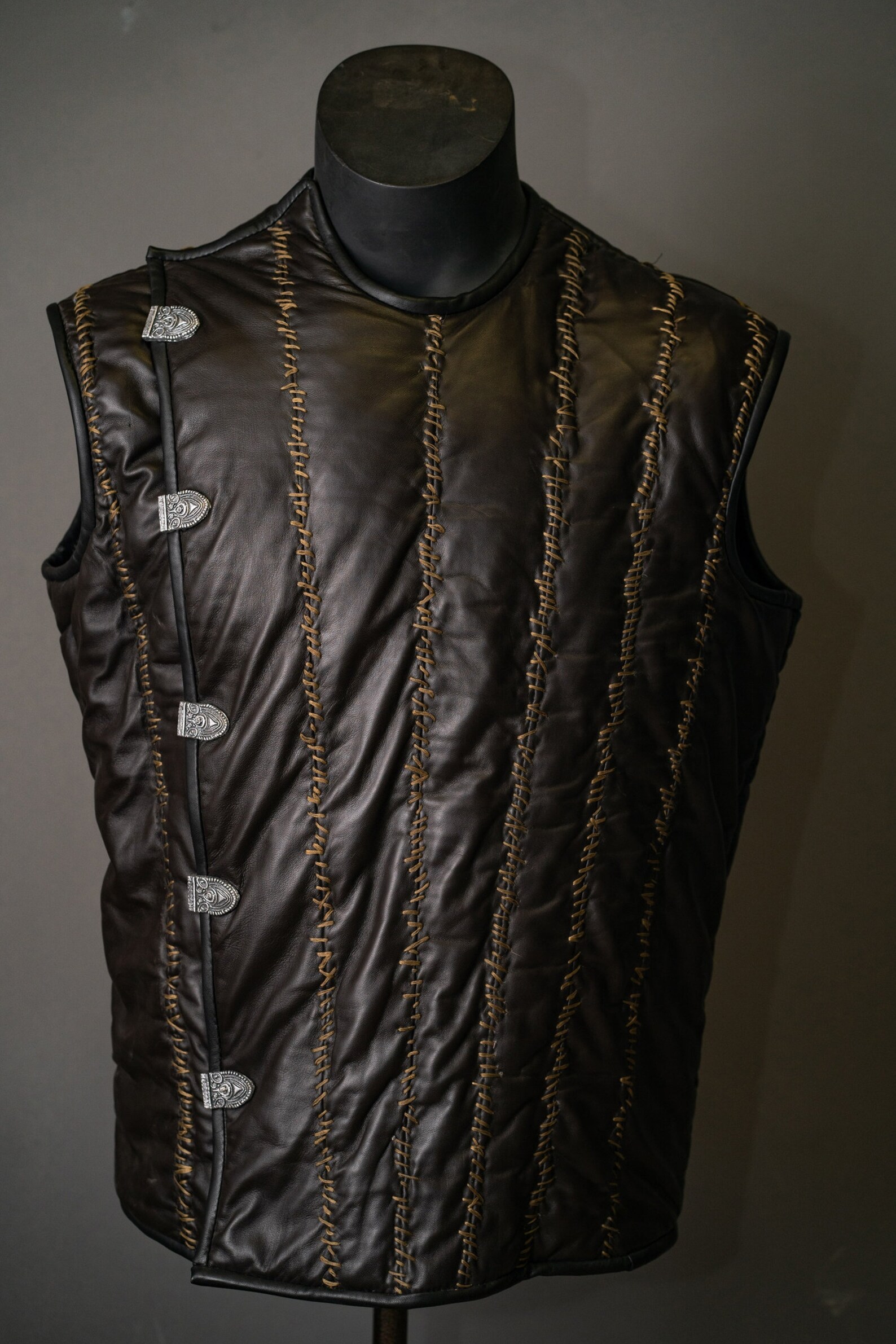 Valhalla Leather Vest assassin, Cosplay Dark Brown Leather Vest for ...