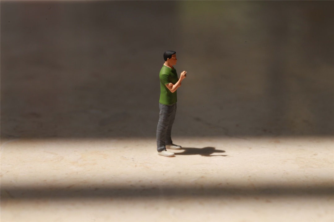 Modellerkunst/1:87 Miniature Model/creative Scene/macro Shots/man in ...