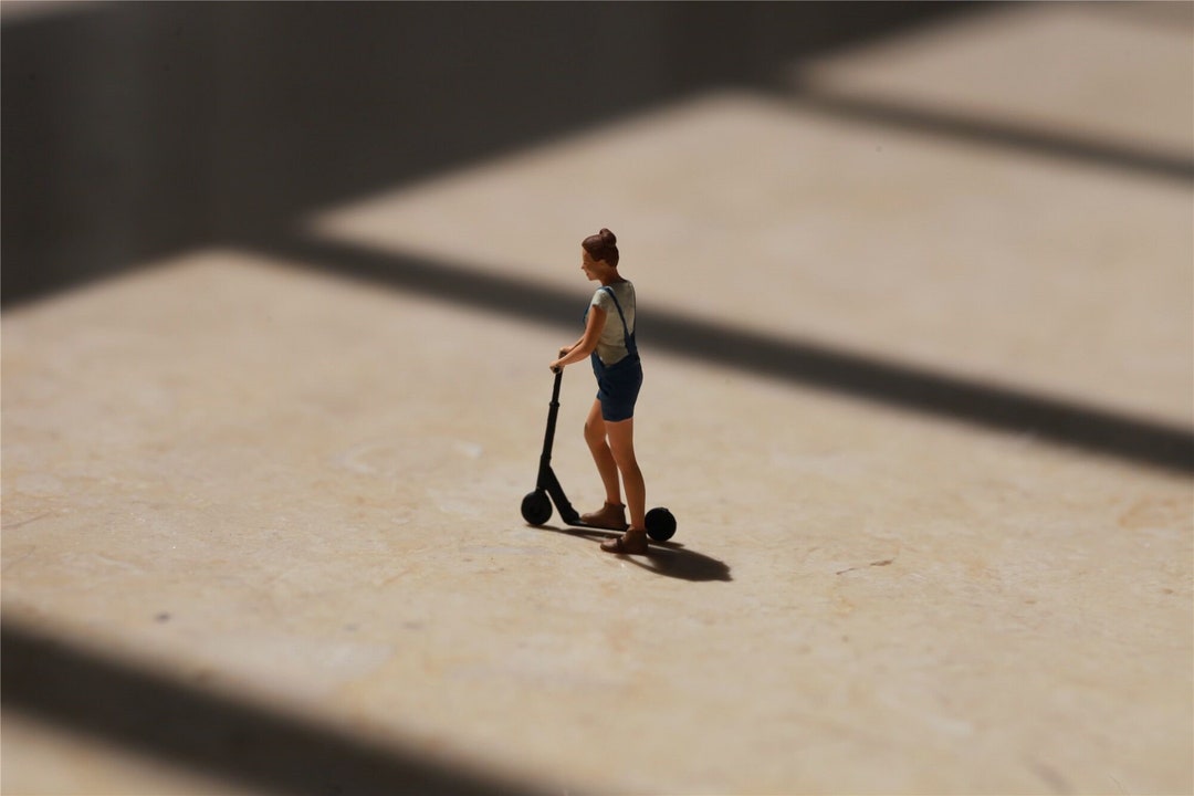 1:87 Scooter Girl Miniature Model Creative Scene Shots - Etsy