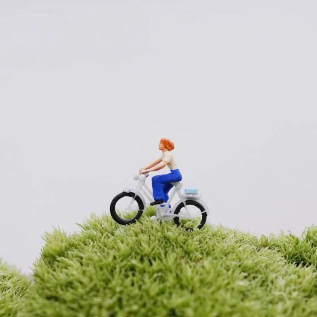 Modellerkunst1:87 Miniature Model/creative Scene/macro Shots/cyclist ...