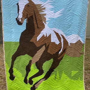 Running Horse Twin Quilt Paper Piecing Pattern - Etsy