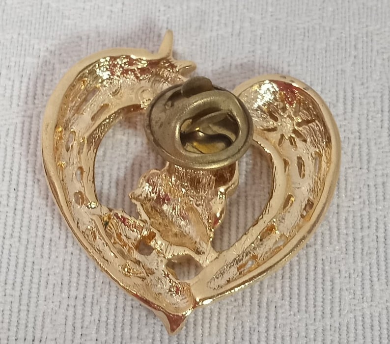 Vintage Mary Baby Jesus Nativity Christmas Holly Gold Tone Heart Shaped ...