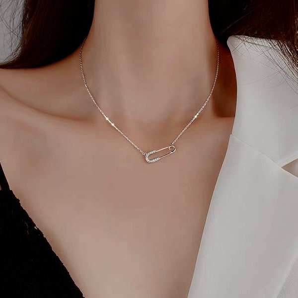 Safety Pin Necklace - Etsy