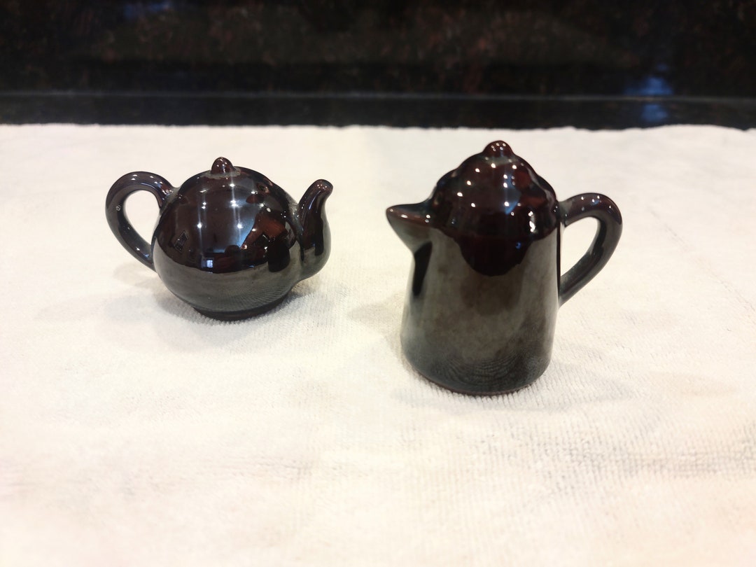 Vintage Japanese Redware Coffee Pot & Teapot Salt and Pepper Shakers - Etsy