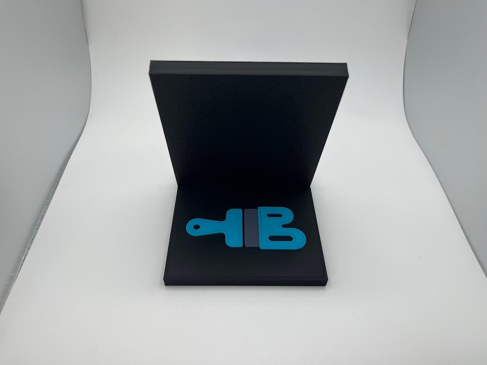 QR Code Stand for Business/shop/store With NFC Chip Custom 3d Printed ...