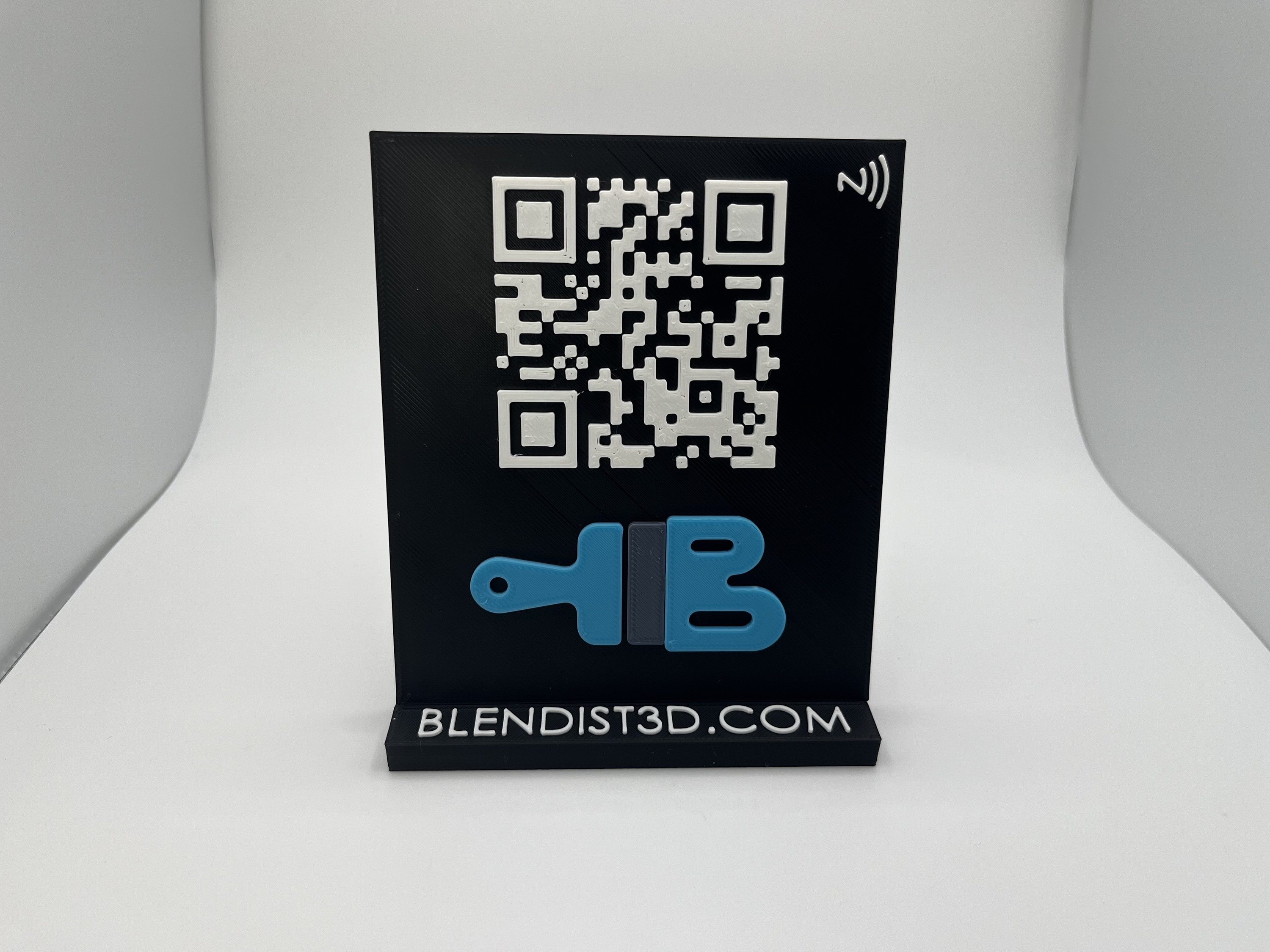 QR Code Stand for Business/shop/store With NFC Chip Custom 3d Printed ...