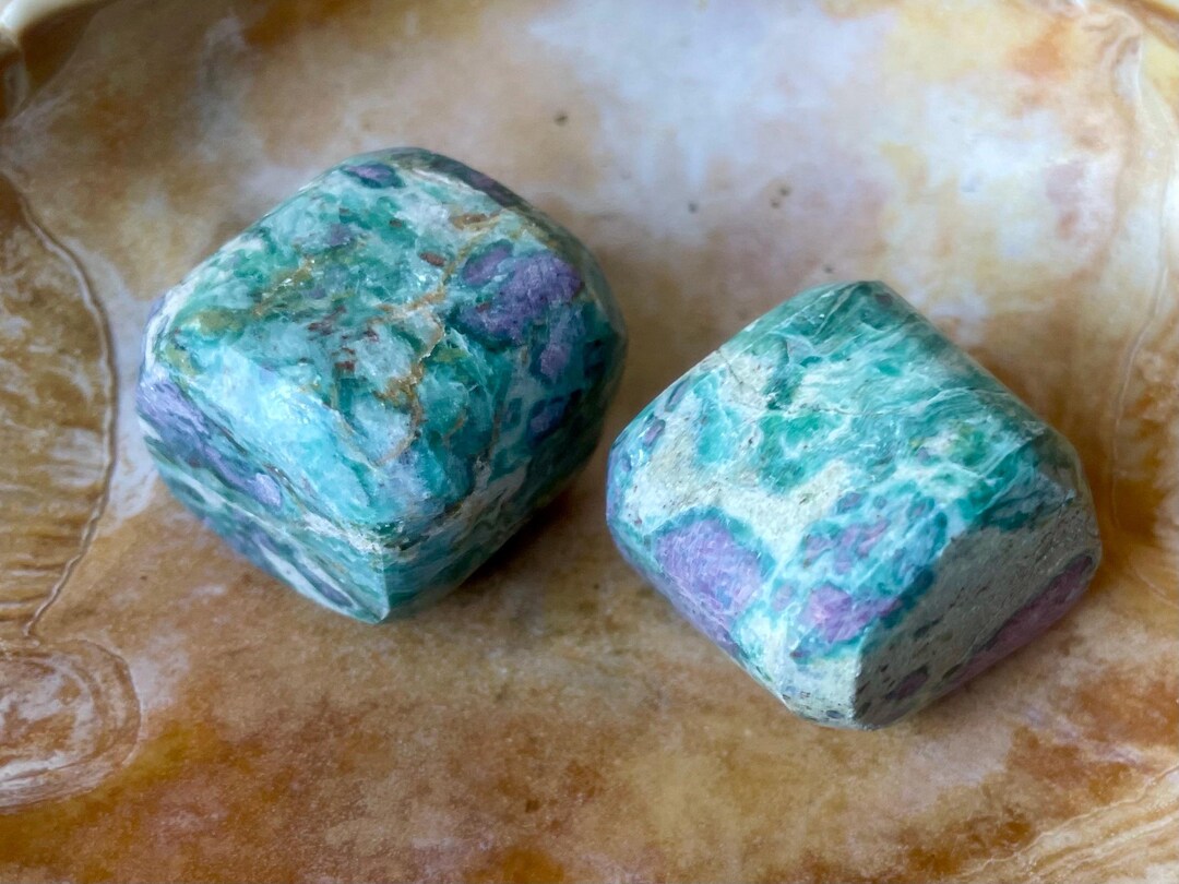 Ruby in Fuschite UV Reactive Large Crystal Tumbled Stones (ONE Included ...