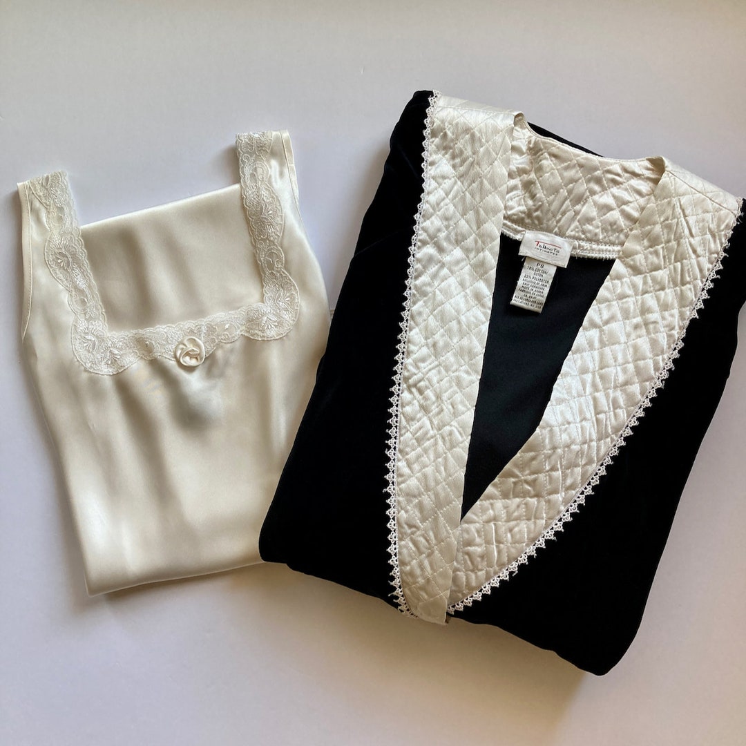 Vintage Black Velvet Robe and Ivory Satin Set Size Petite Small 1980s ...