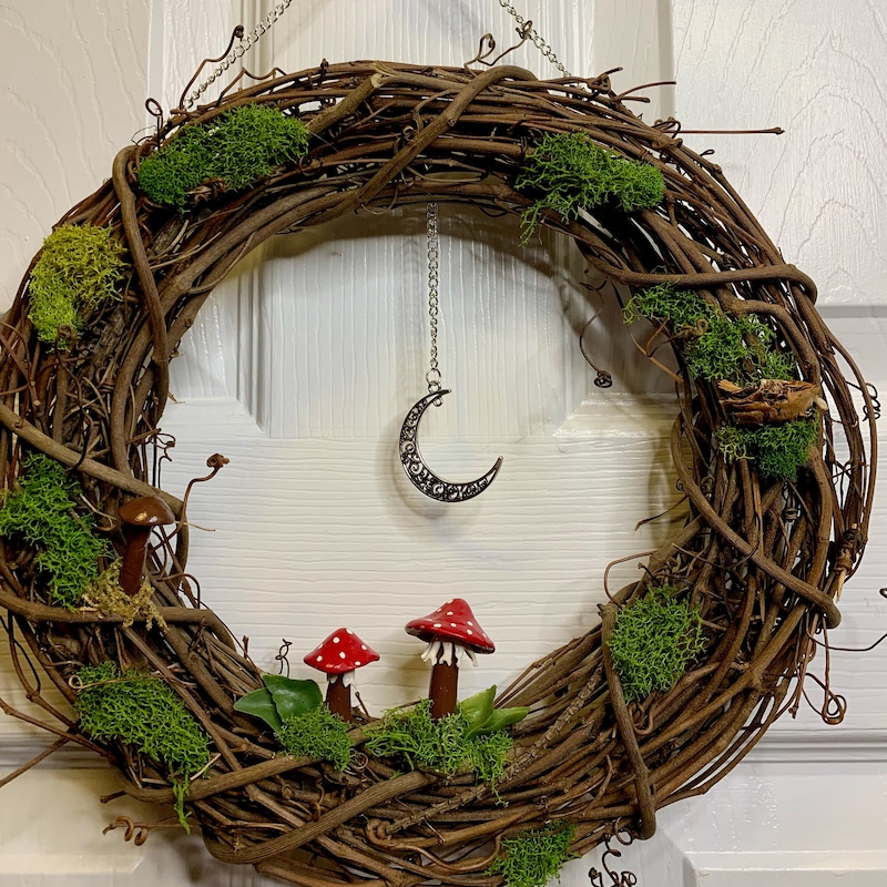 Unique Wreath - Etsy