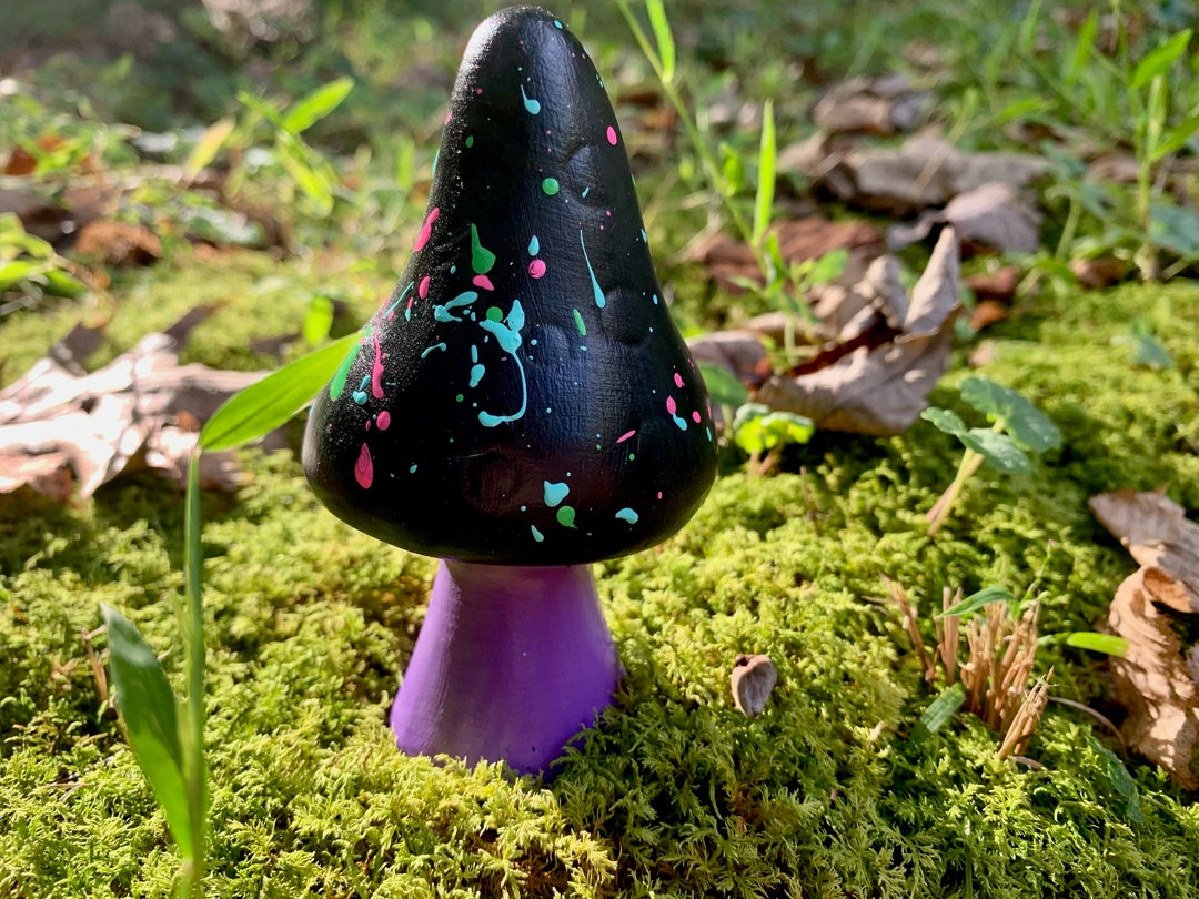 Splat Mushroom Handpainted Decor | Unique Decor | Groovy | Garden Decor ...