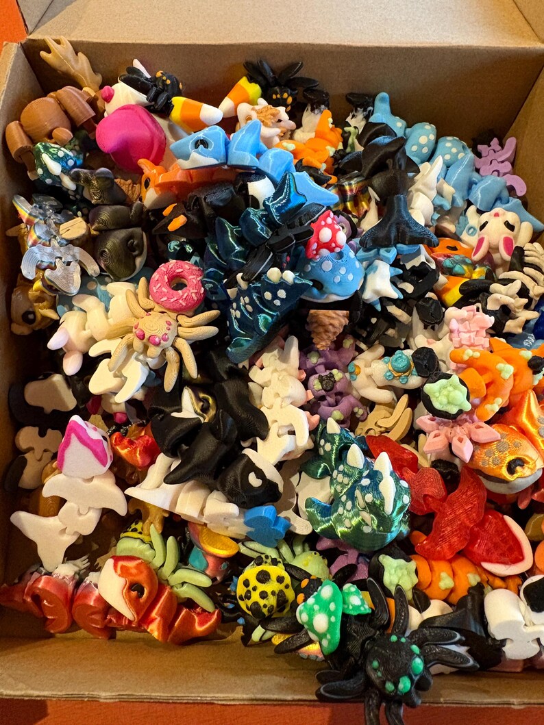 Articulated Desk Pet Bundle, Poseable 3D Printed Dragon & Animal Mix ...