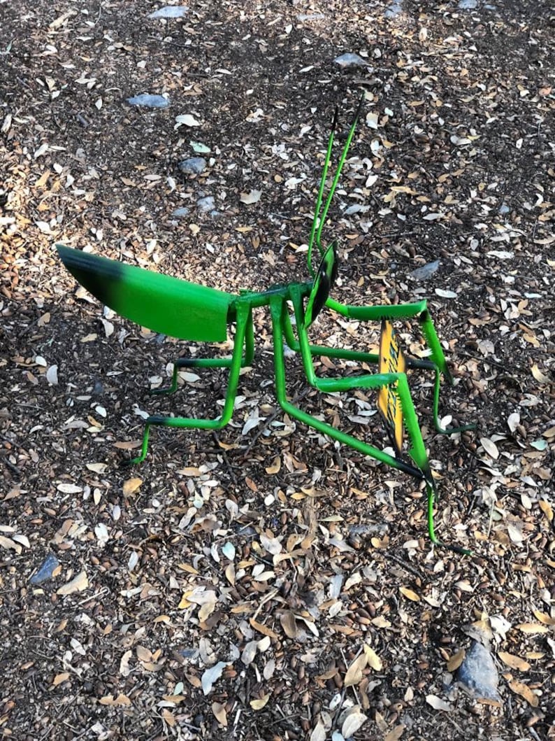 Metal Mantis Yard Art - Etsy