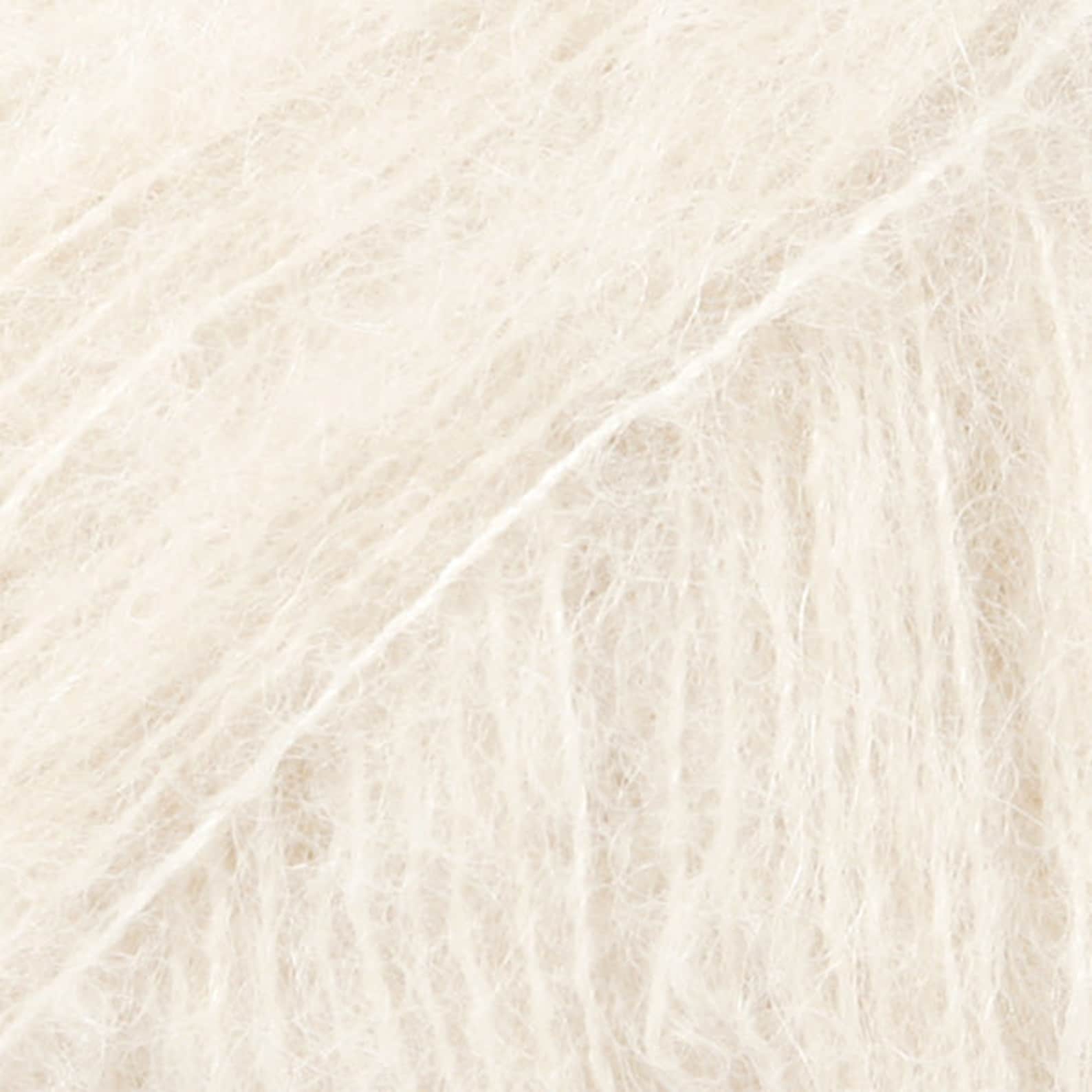 Fluffy Alpaca Silk Yarn! Garnstudio DROPS Design Brushed Alpaca Silk ...