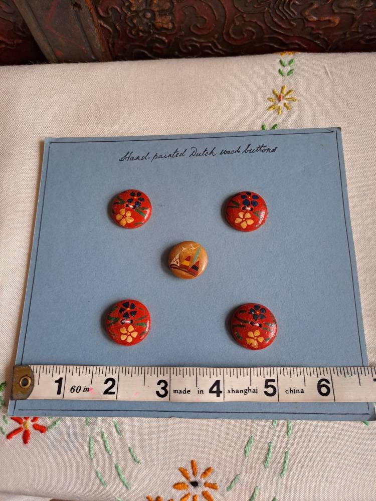 Vintage Display Card of Dutch Handpainted Wooden Buttons - Etsy UK