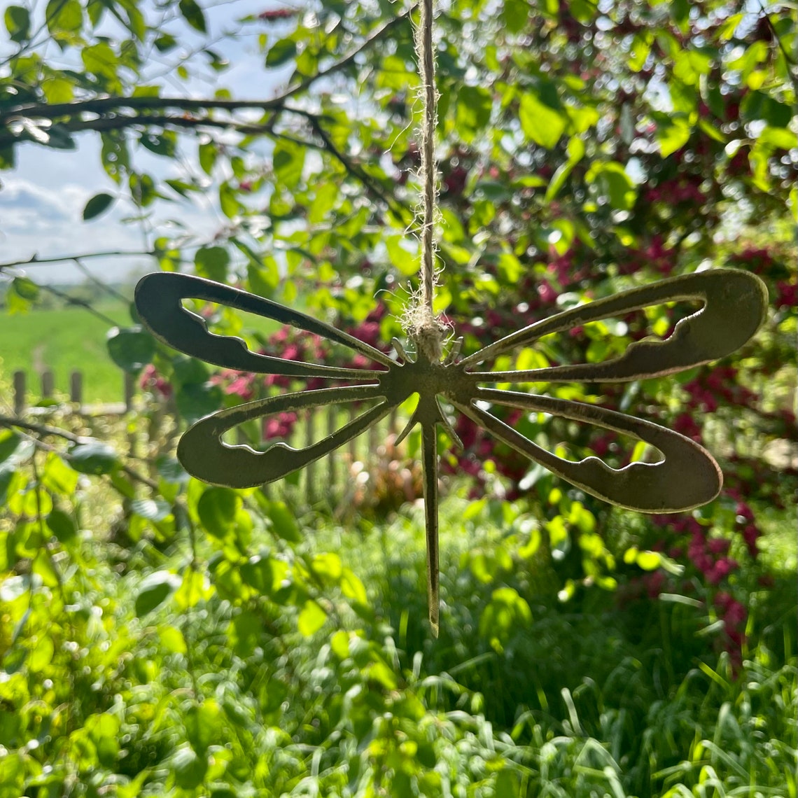 Metal Art Dragonfly Mobile Tree Hanger - Etsy