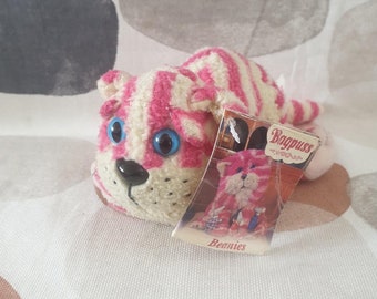 Bagpuss Beanie - Etsy UK