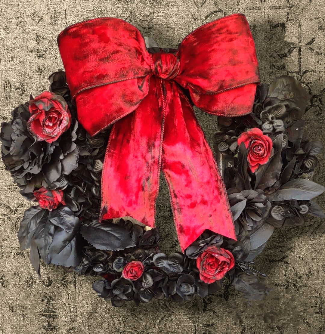 Gothic Victorian Christmas Wreath Red Velvet Bow Valloween Goth Home ...