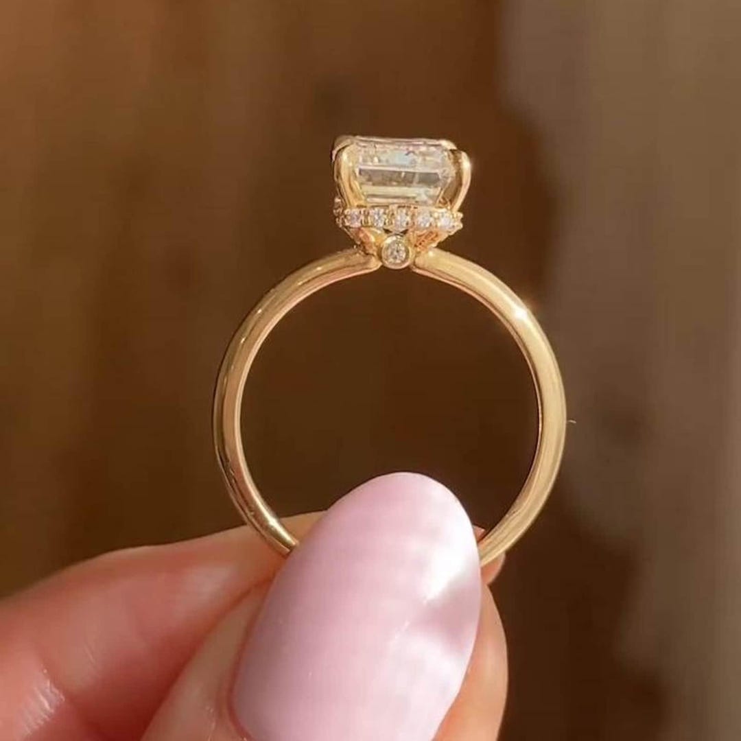 Antique V Shape Hidden Halo Engagement Ring, 3 Carat Emerald Cut ...