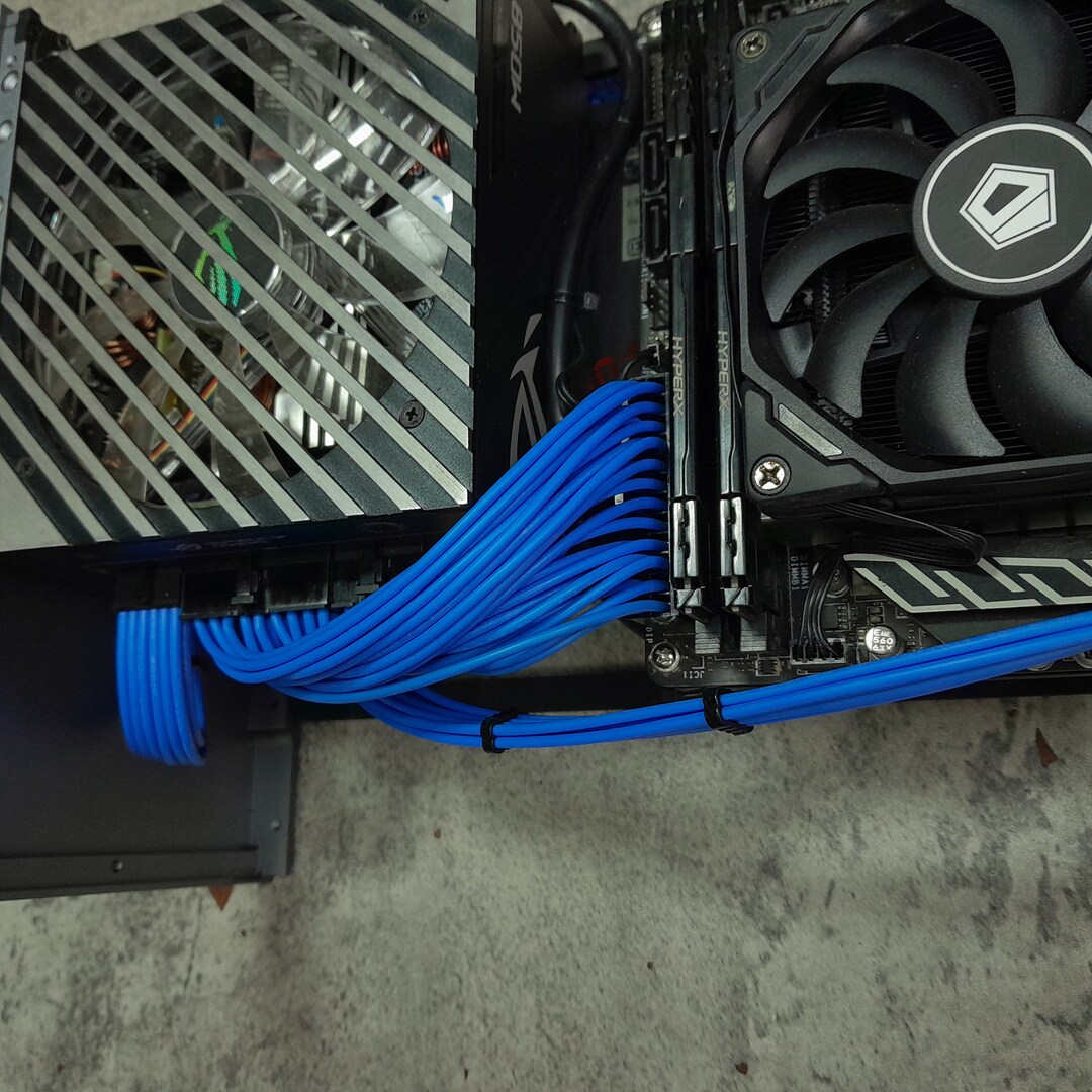 Formd T1 Sandwich Custom Length With Silicone Cable - Etsy