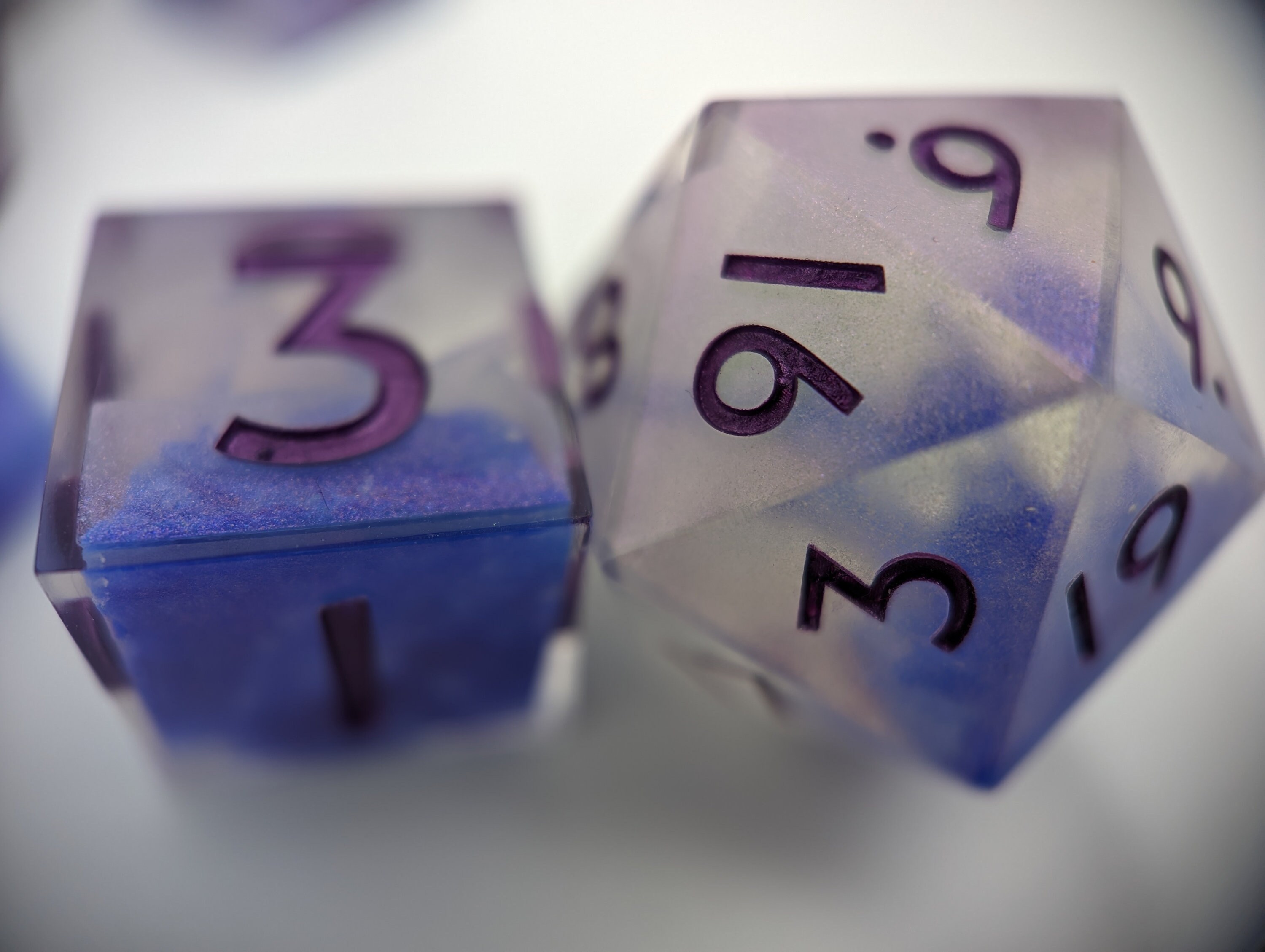 Broken Dreams Dice Set Resin Handmade - Etsy