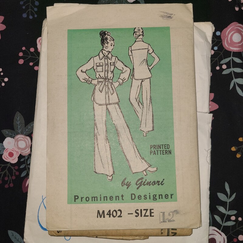 Prominent Designer Pattern - Etsy