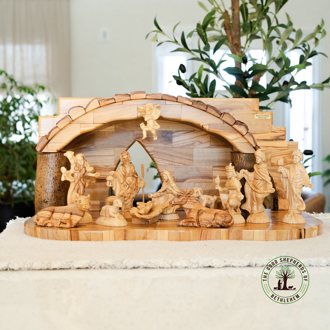 Extra Large Masterpiece Olive Wood Nativity Set, Christmas Olive Wood ...