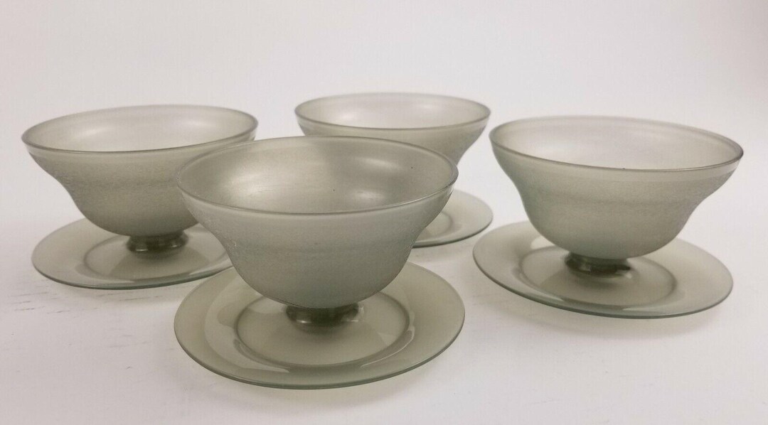 Tupperware Dessert / Ice Cream Serving Cups Set of 4 Silver Grey No ...