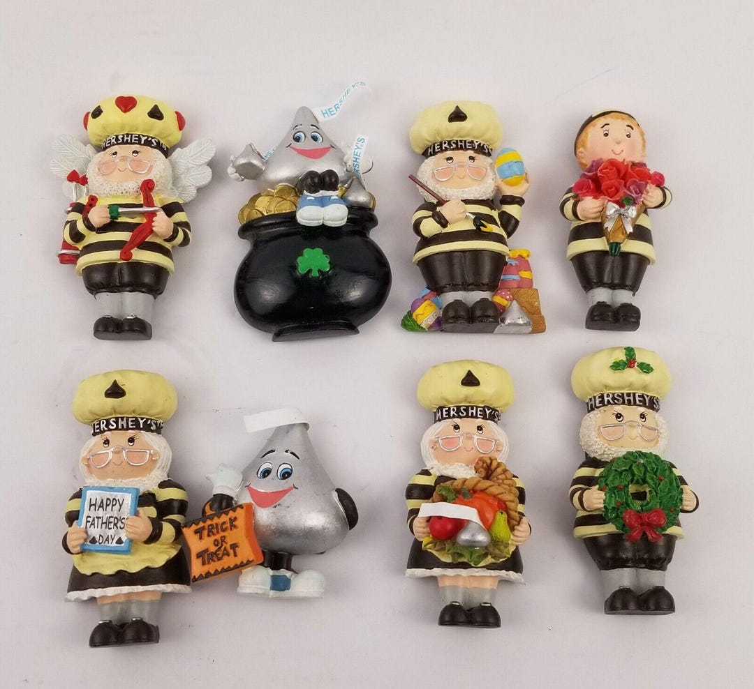 Hershey’s Collectable Magnets Hershey Elf Holidays for the Chocolate ...
