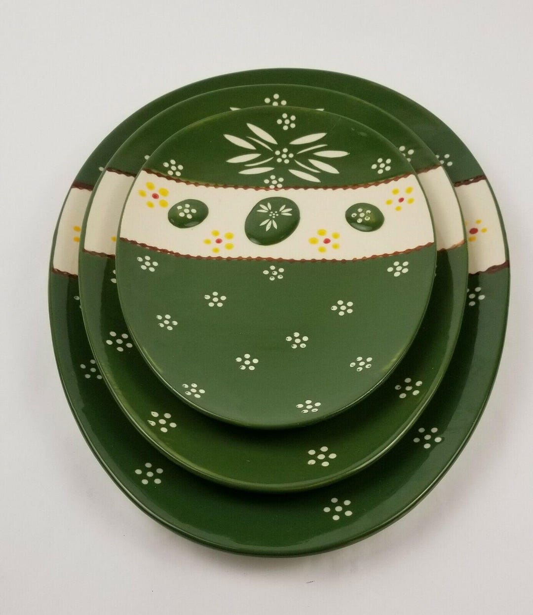 Temptations Old World Dark Green Set of (3) Nested Egg Shaped Plates - Etsy