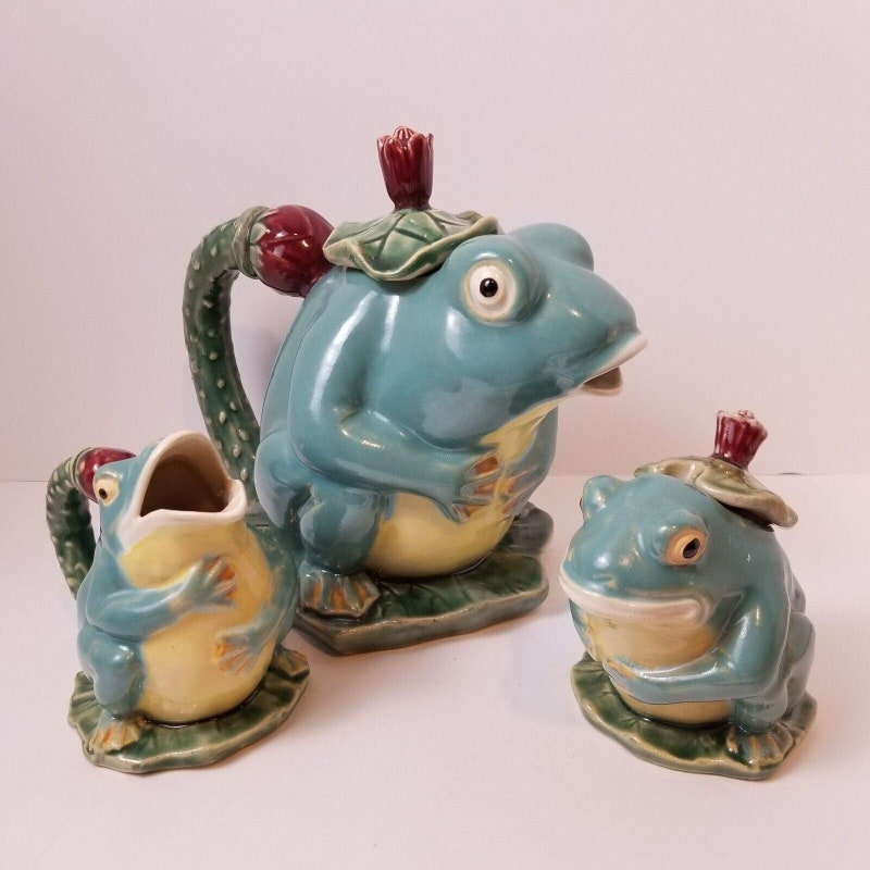 Frog Pitcher - Etsy