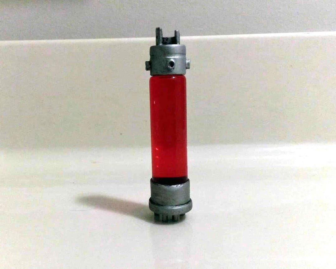 Avengers Endgame 70's Version Ant-man Pym Particle Replica - Etsy