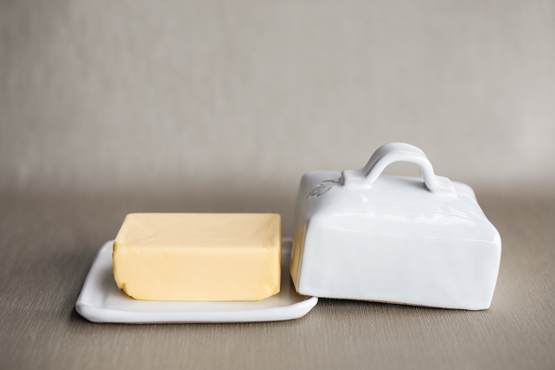 Covered Butter Dish Lidded Ceramic Butter Dish With Handle European ...