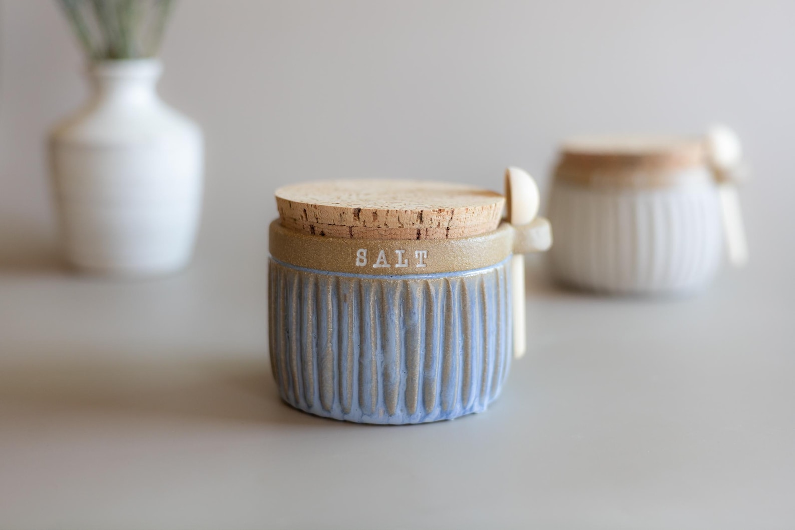 Salt Cellar With Spoon Kitchen Storage Container for Salt Condiment Jar ...
