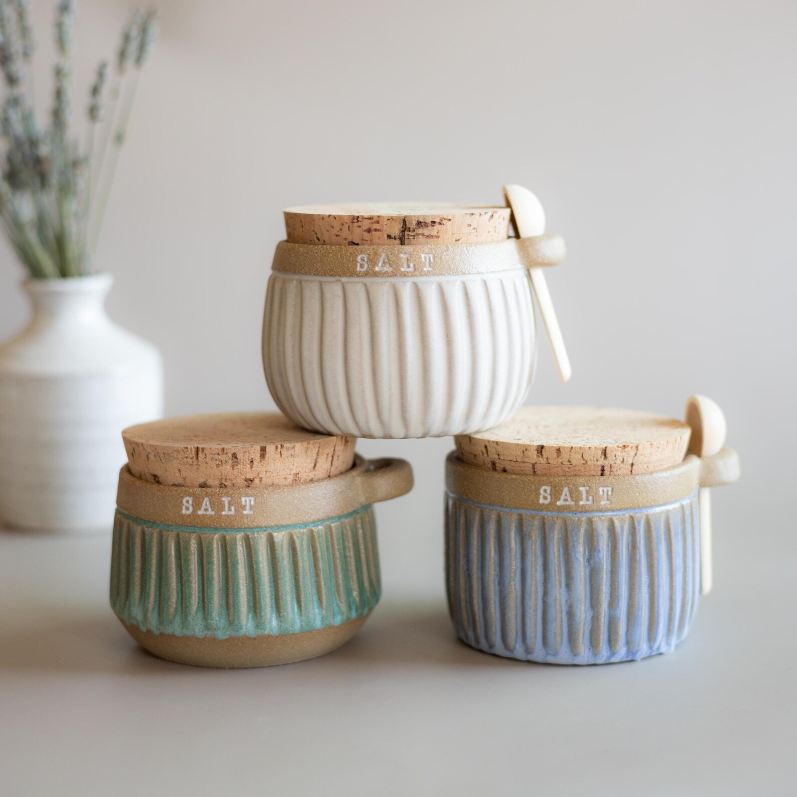 Salt Cellar With Spoon Kitchen Storage Container for Salt Condiment Jar ...