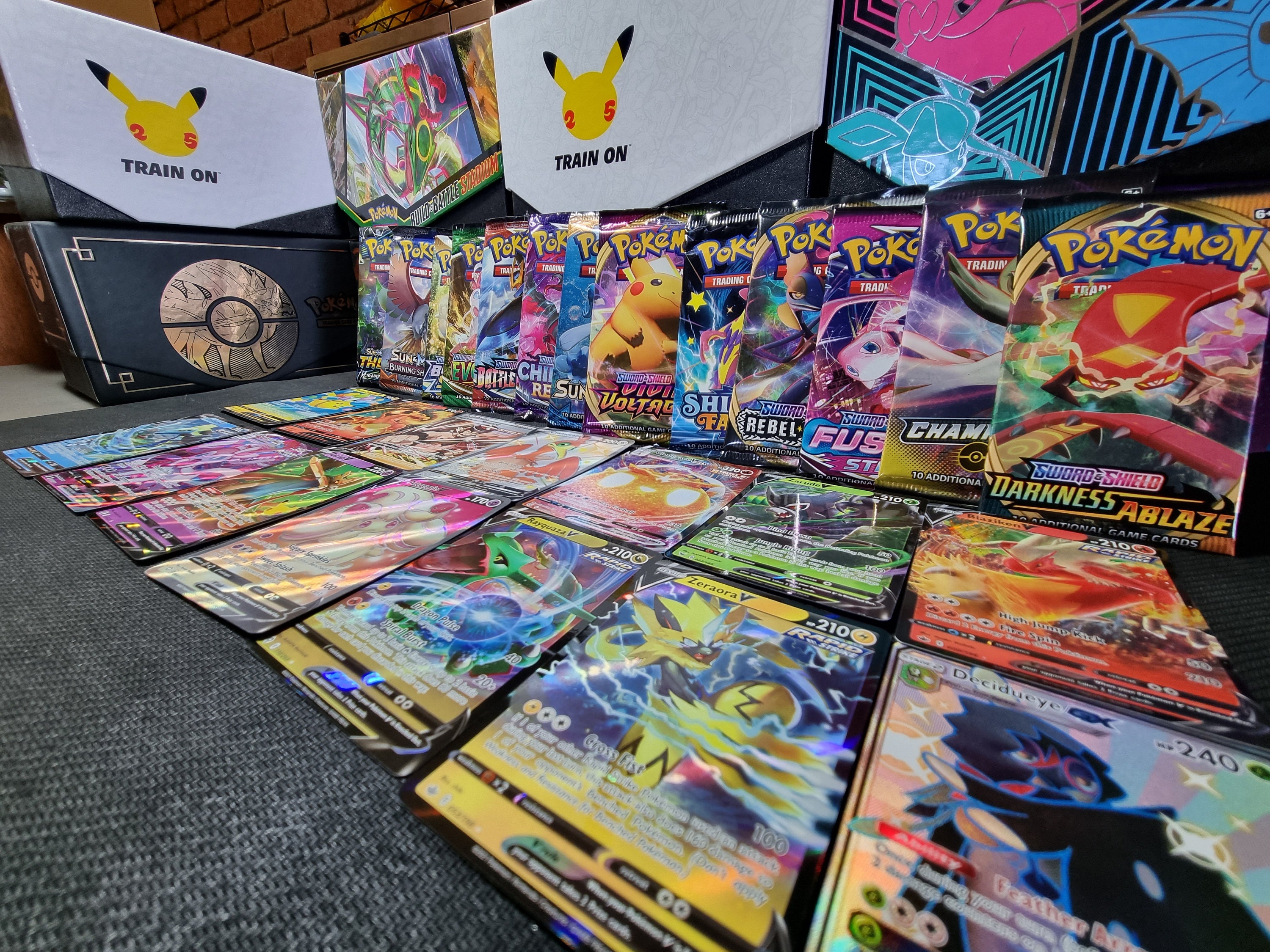 Pokemon Cards Booster Bundle 1x Booster Pack & 1x Ultra Rare V/VMAX ...