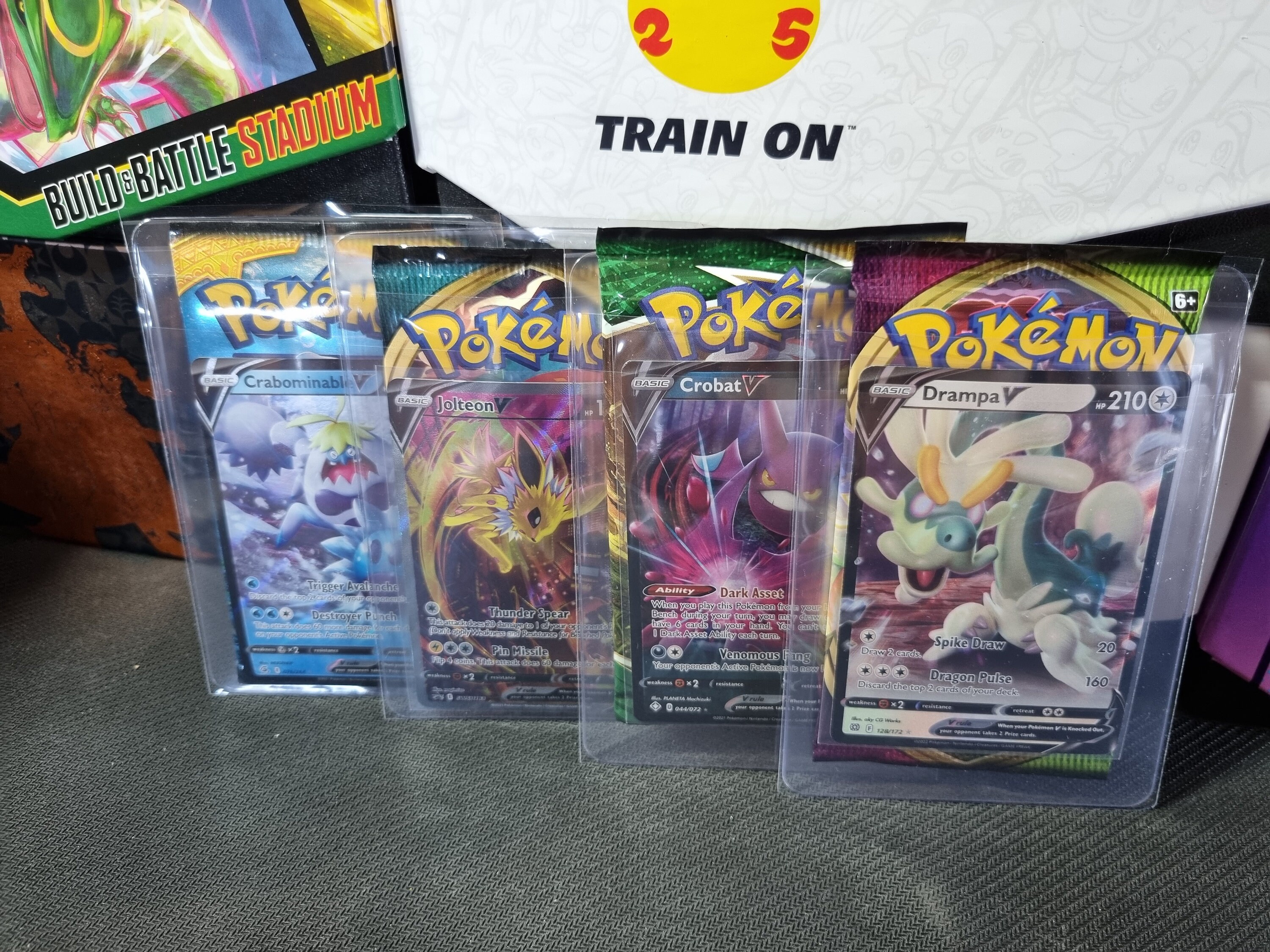 Pokemon Cards Booster Bundle 1x Booster Pack & 1x Ultra Rare V/VMAX ...