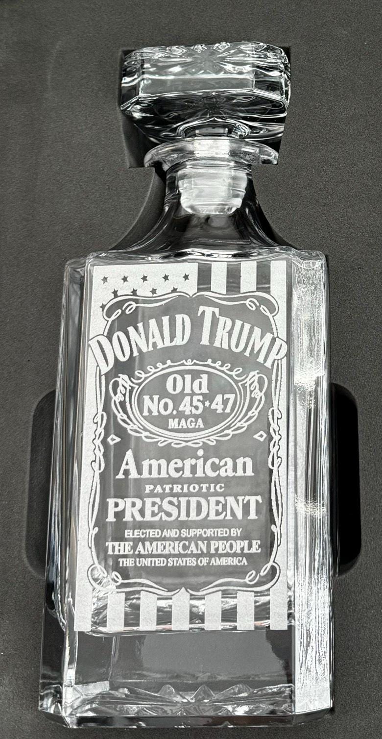 Donald Trump Whiskey Decanter Gift Set: Engraved Decanter 4 Glasses. - Etsy