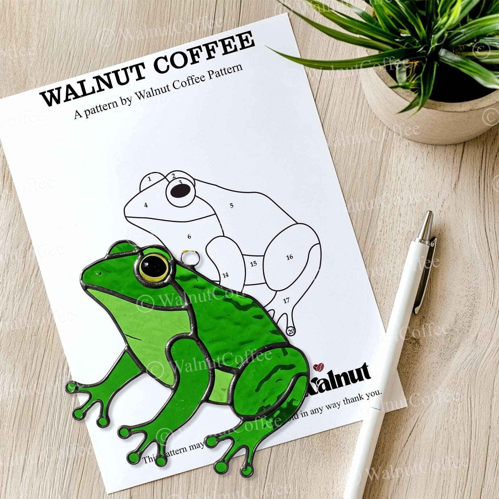Frog Stained Glass Suncatcher, Amphibian Lover Gift (PDF Pattern) - Etsy