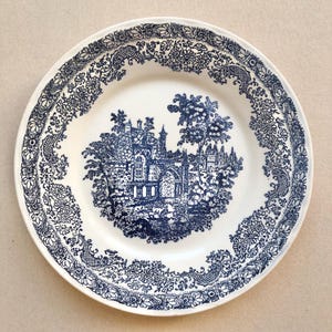 Gallery Wall / Display Eclectic Plates Collection. Deep Blue / Cobalt ...