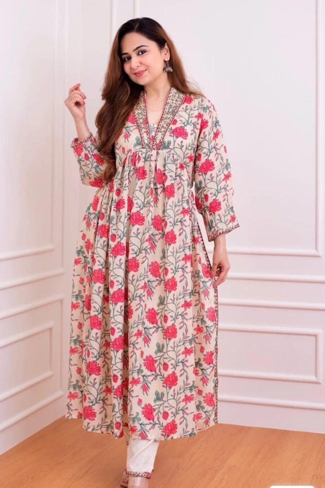 BEAUTIFUL WOMAN'S Floral Print Nayra Cut Aliya Cut - Etsy