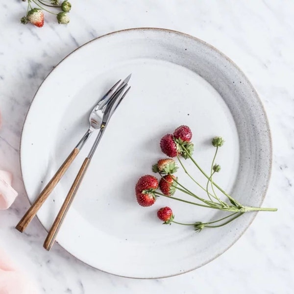 Hand Thrown Plate - Etsy