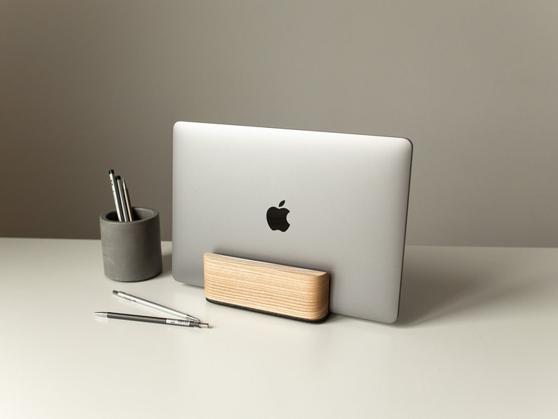 Vertical Laptop Stand Wooden Holder for Tablet and Laptop Desk ...