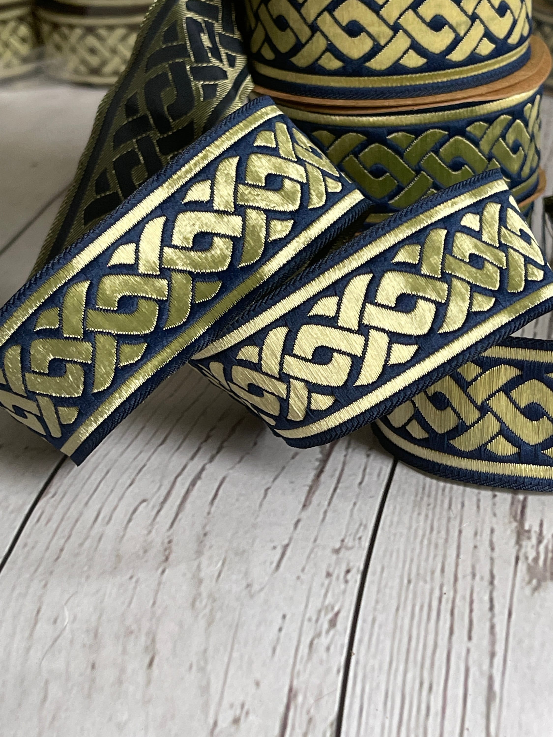 Blue and Gold Medieval Braid Medieval Braid Celtic Braid Pattern ...