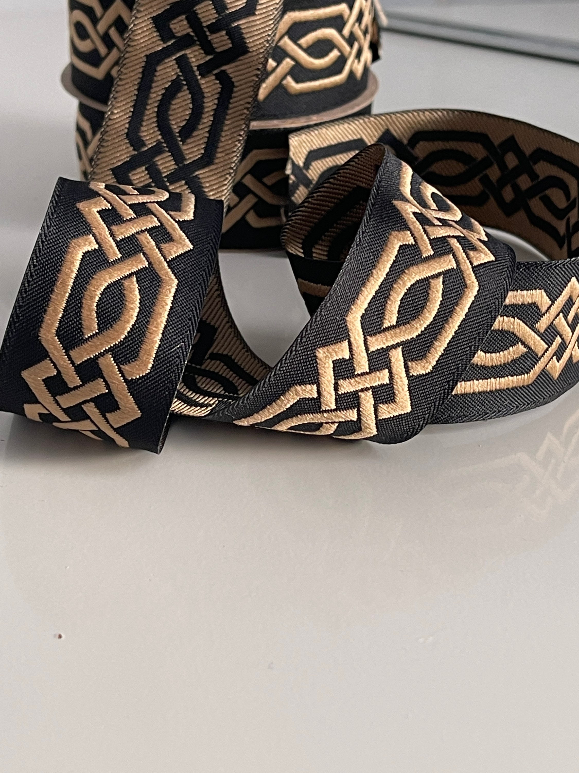 Medieval Border Celtic Pattern Medieval Braid 35 Mm Woven Braid ...