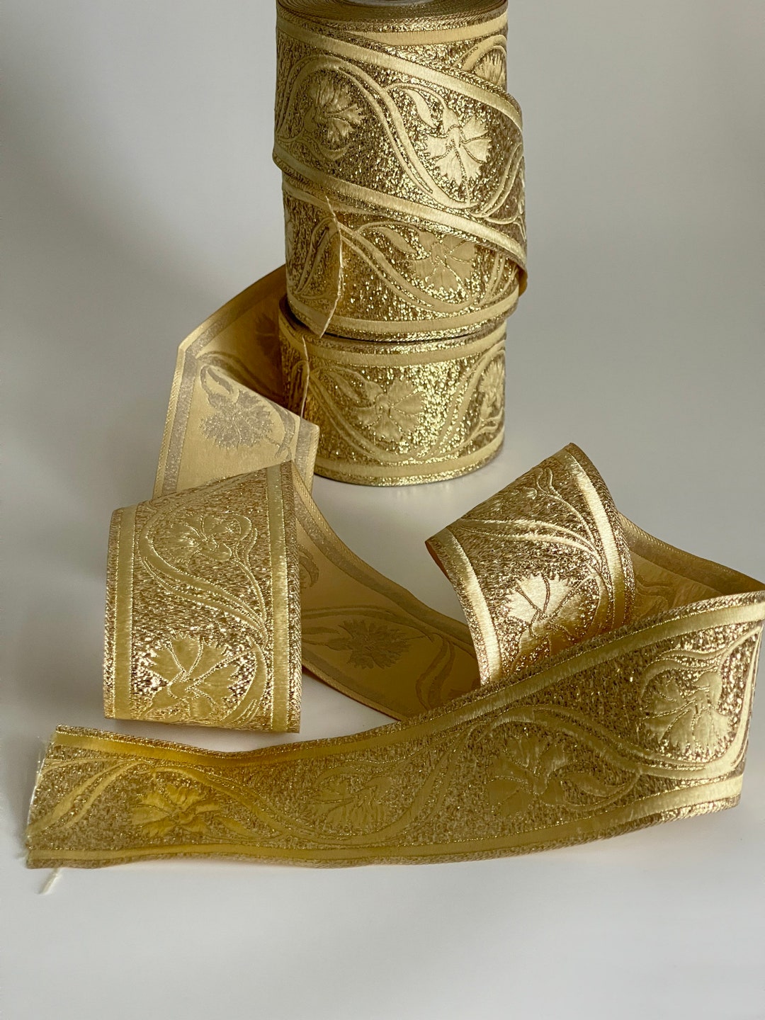 Golden Medieval Braid Cornflower Flower Pattern Medieval Ribbon 50 Mm ...